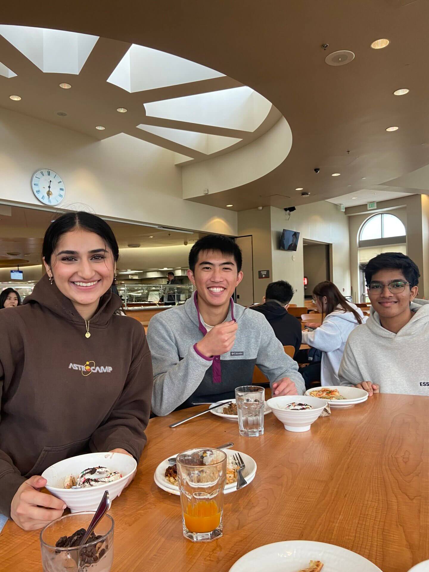 A Student’s Guide to the USC Dining Halls! – USC Viterbi ...